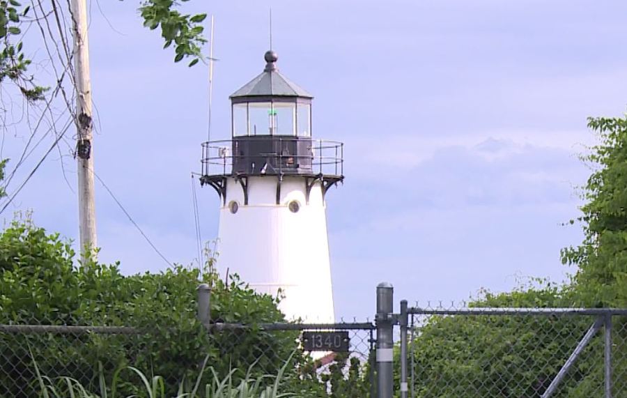 Historic Warwick Neck Lighthouse slated for auction