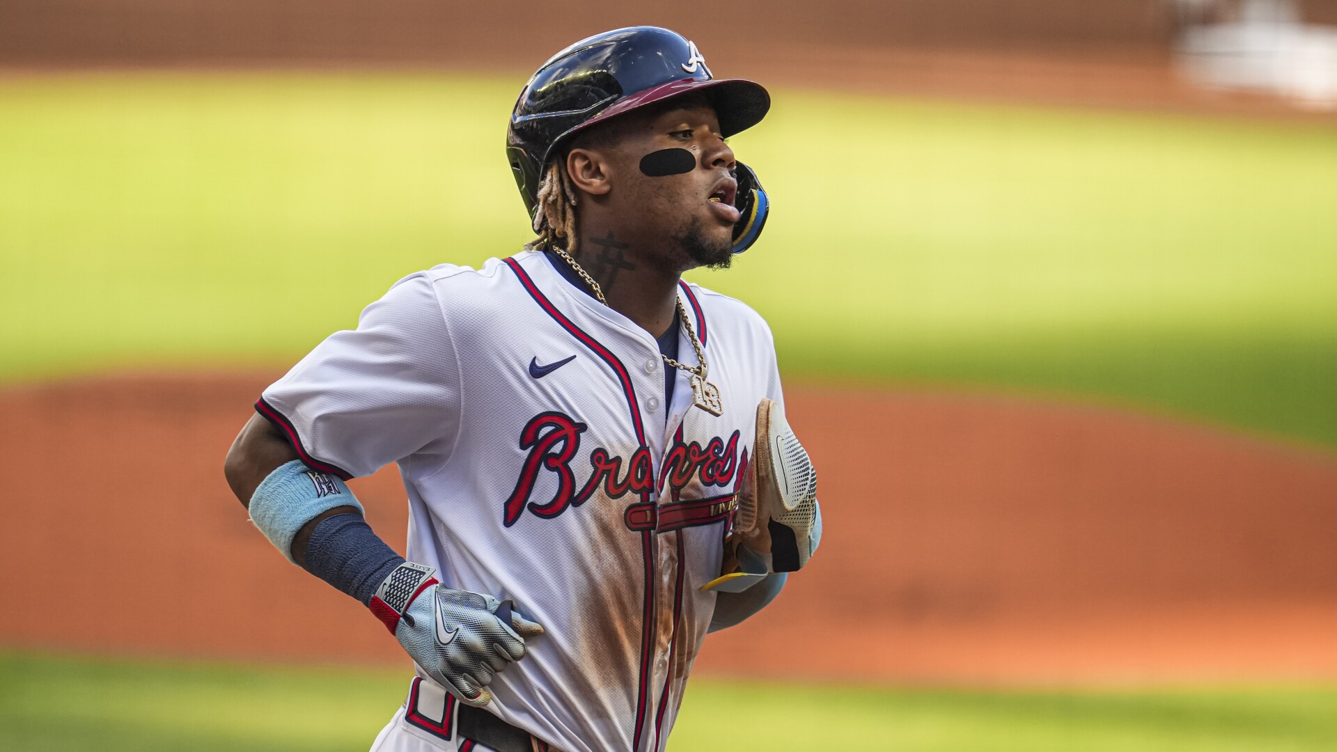 Braves star Acuña to return Friday from left knee injury