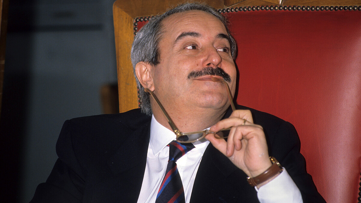 Giovanni Falcone, 33 anni fa la strage di Capaci: il magistrato e l ...