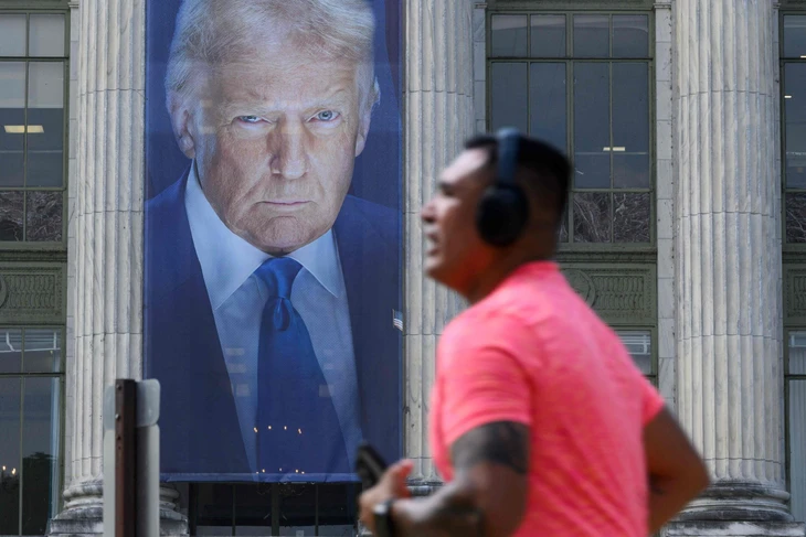 Việc treo hình ông Trump khổ lớn trước trụ sở Bộ Nông nghiệp Mỹ là có thật