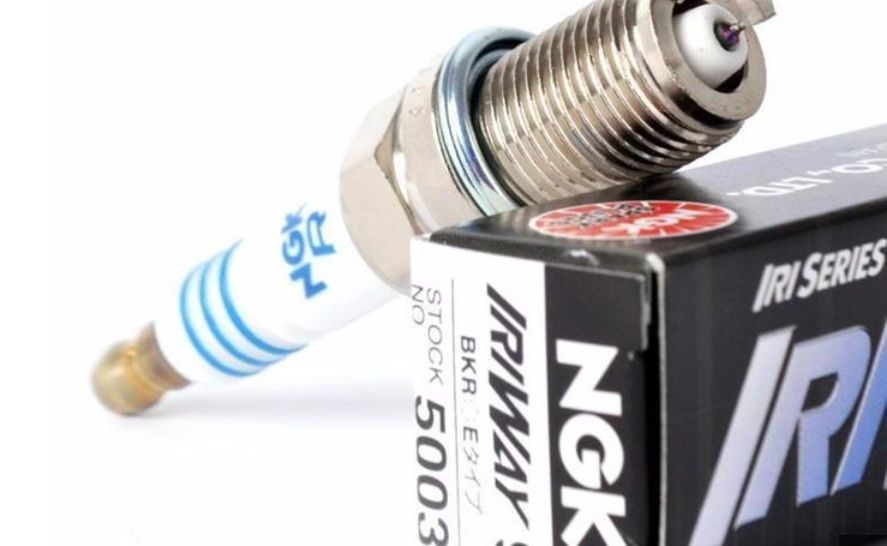 Bentuknya Sama, Kenali Ciri Busi Racing dan Busi Iridium Jangan Asal Beli