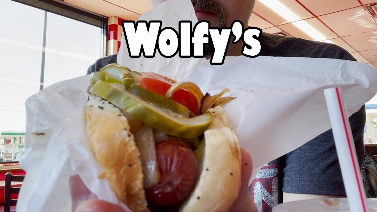 (Spoilers) Wolfy's Makes the Best Hot Dog I've Ever Had