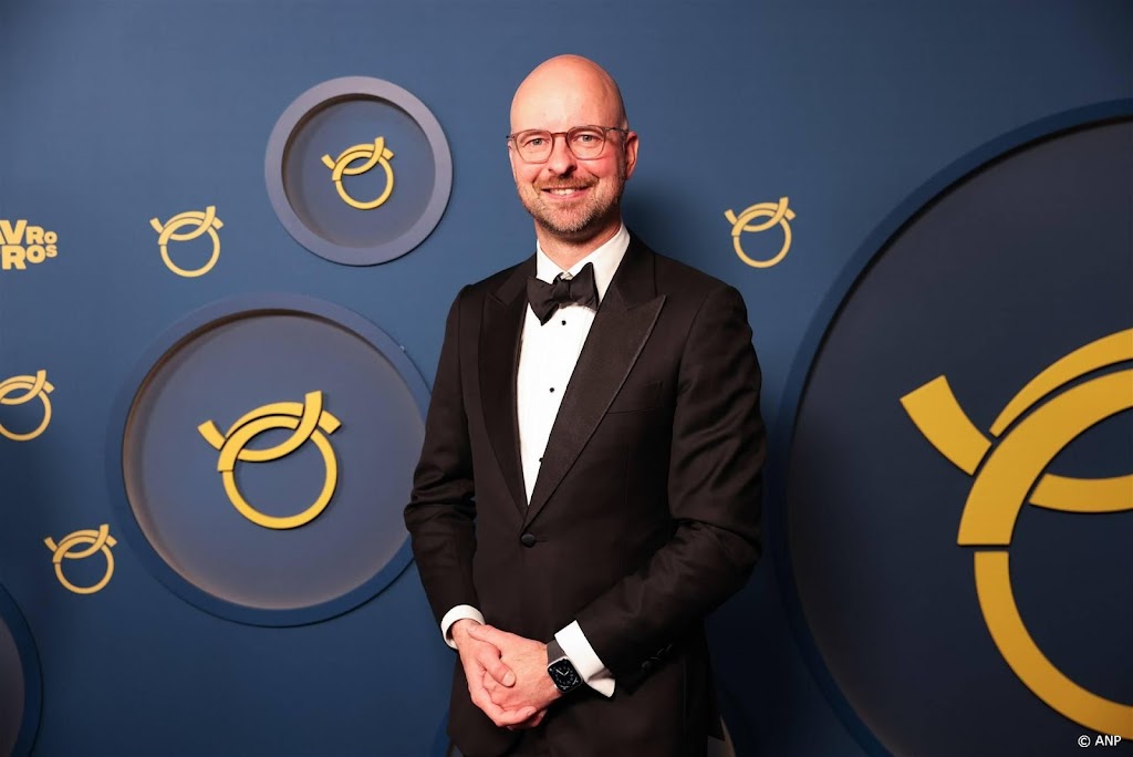 Tim de Wit volgt Hilbrand op, Bar Laat krijgt andere naam