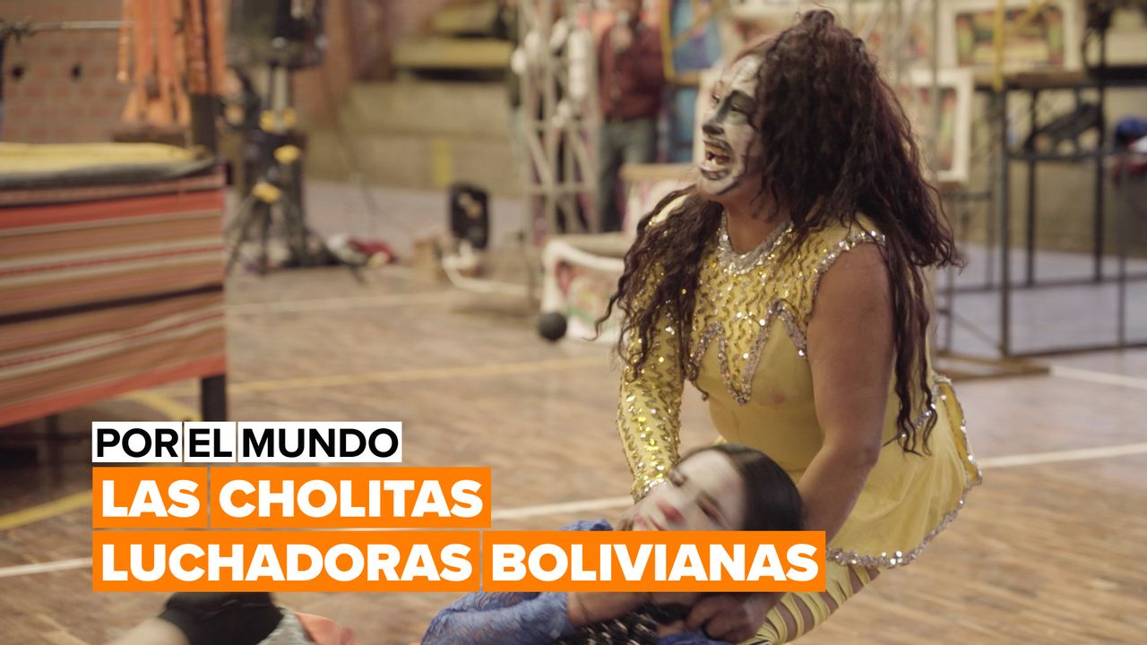 Así son las cholitas, las luchadoras bolivianas que tumban estereotipos