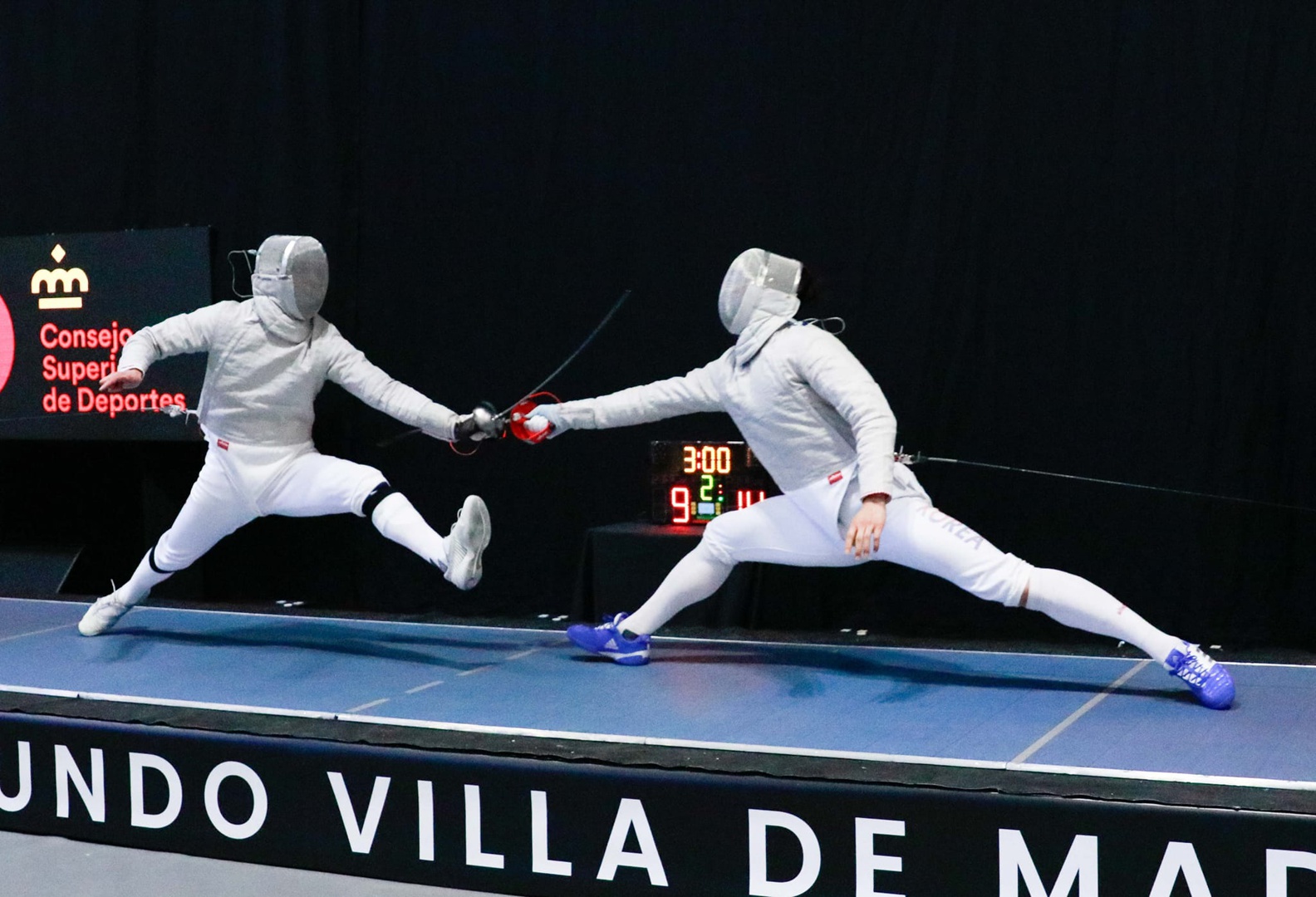 Madrid, epicentro de la esgrima con sables de 240 euros