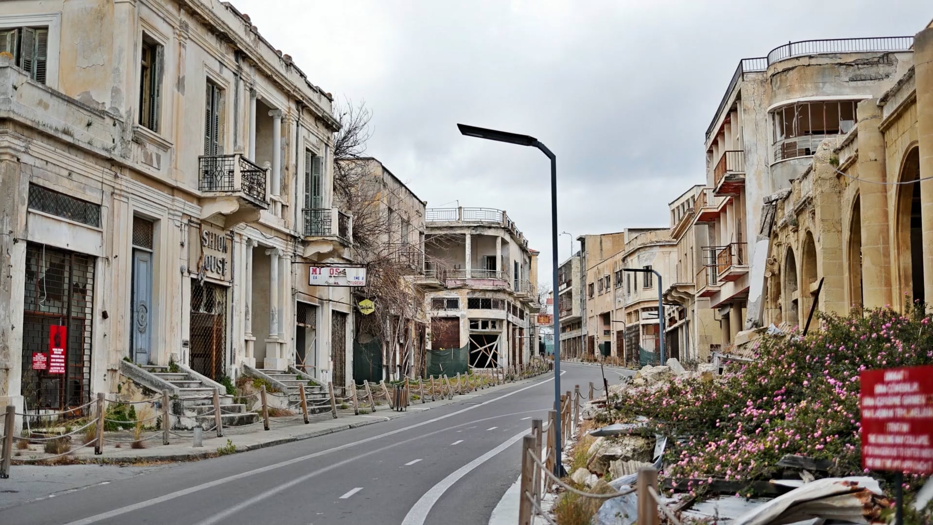 Varosha: un inquietante filmato del resort abbandonato di Cipro, un ...