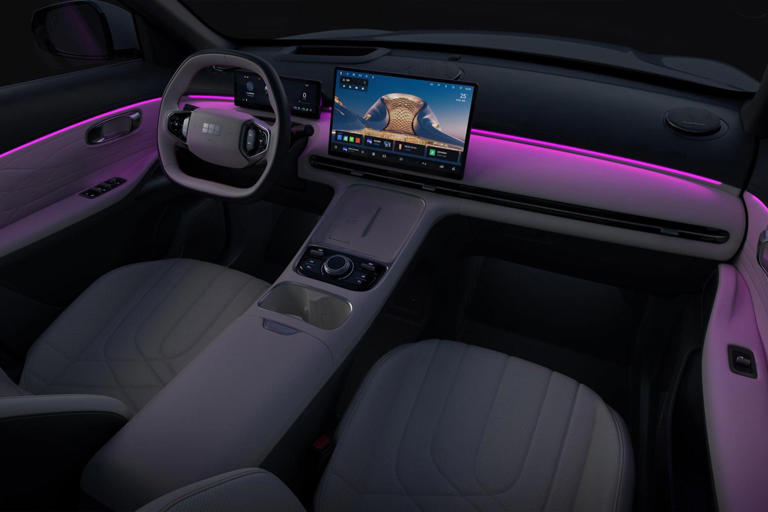 China’s Geely spied testing mid-size PHEV SUV in Australia