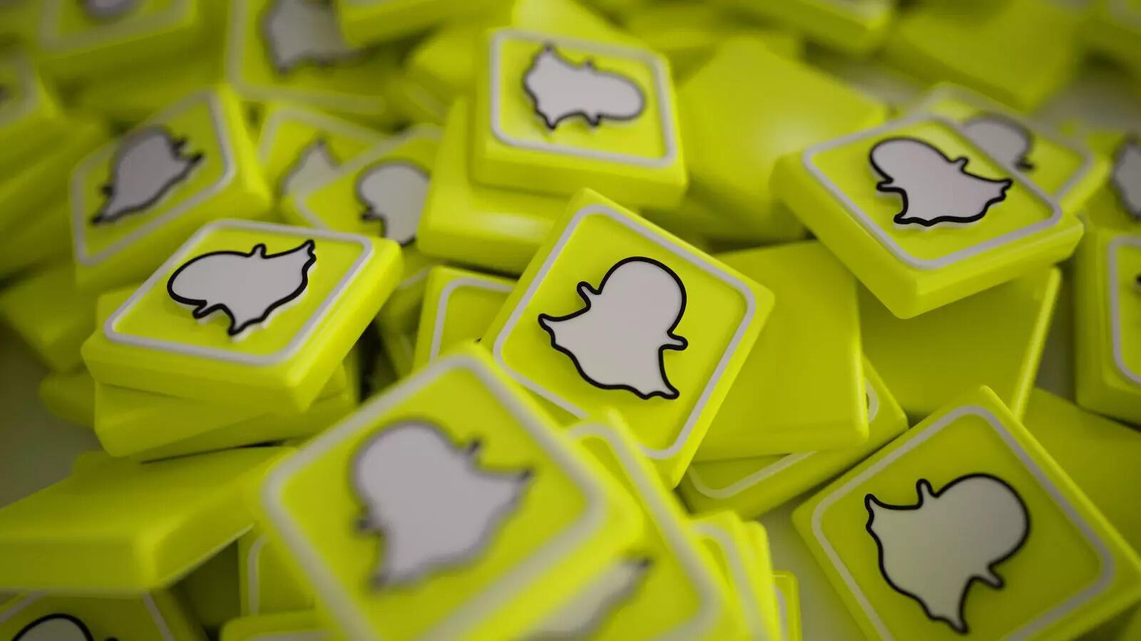 6 Snapchat Secrets To Watch Stories Without Getting Caught!