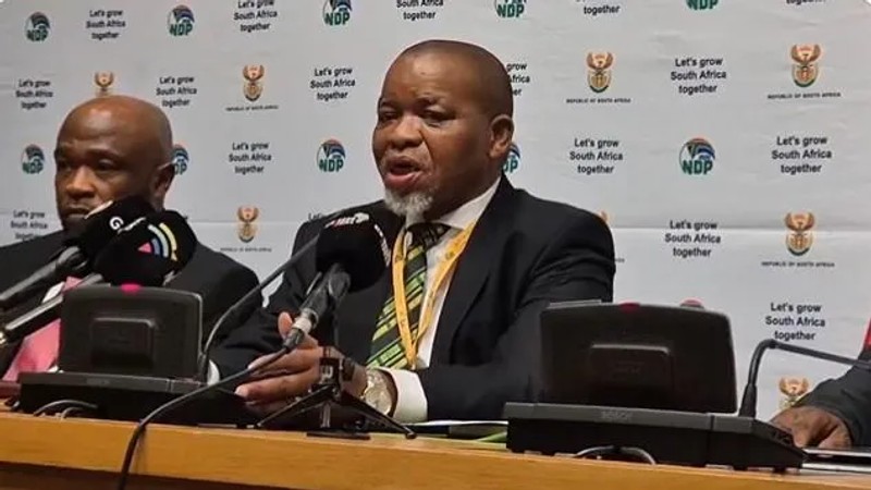 Gwede Mantashe highlights the importance of foreign investment in South ...