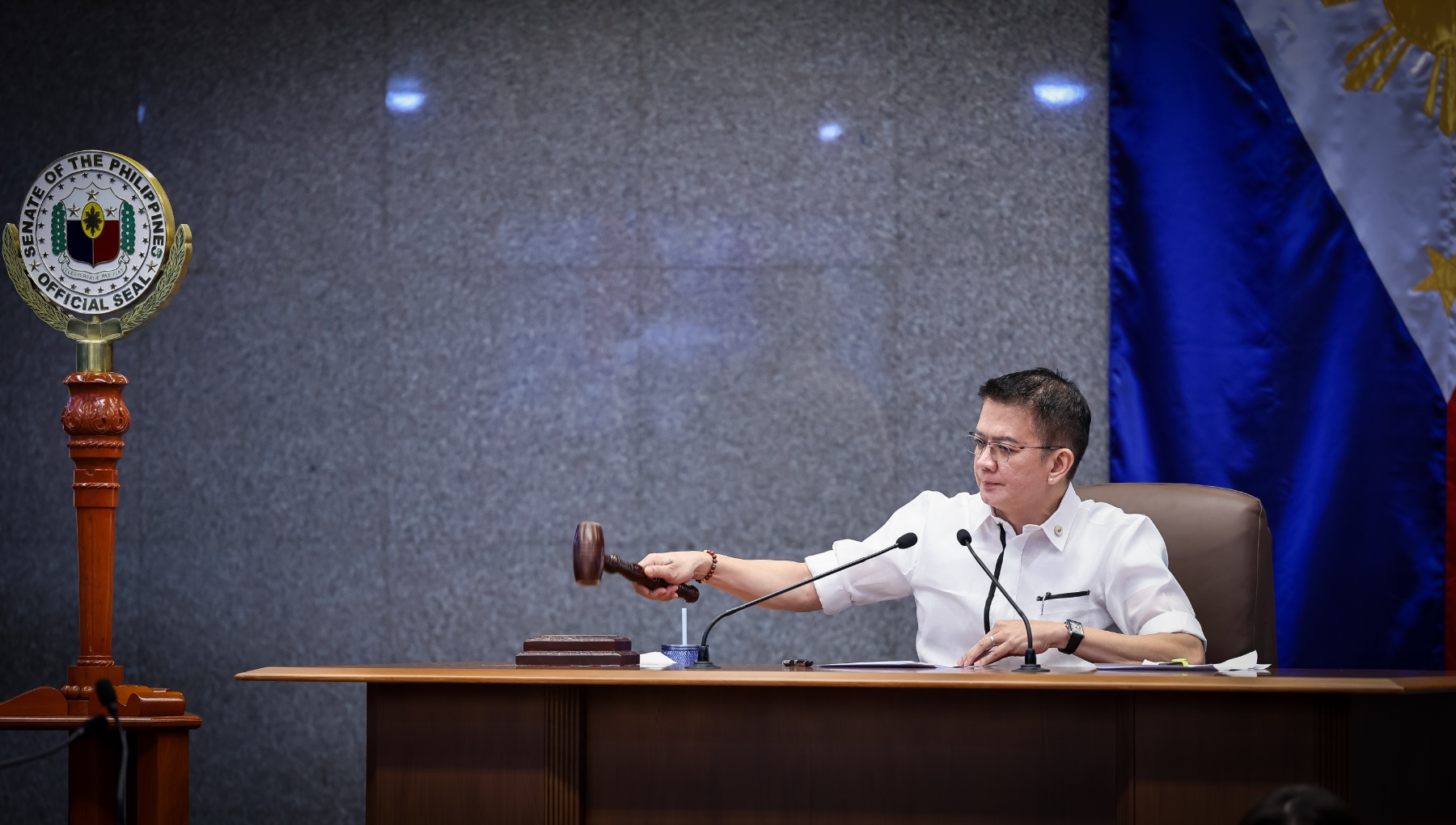 Escudero might retain his post as Senate president, says Estrada