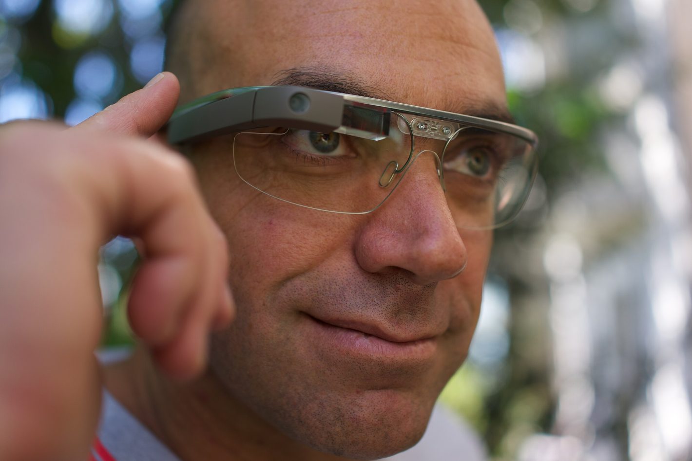 Beyond the Prototype: Breaking Down Google’s Return to Smart Glasses