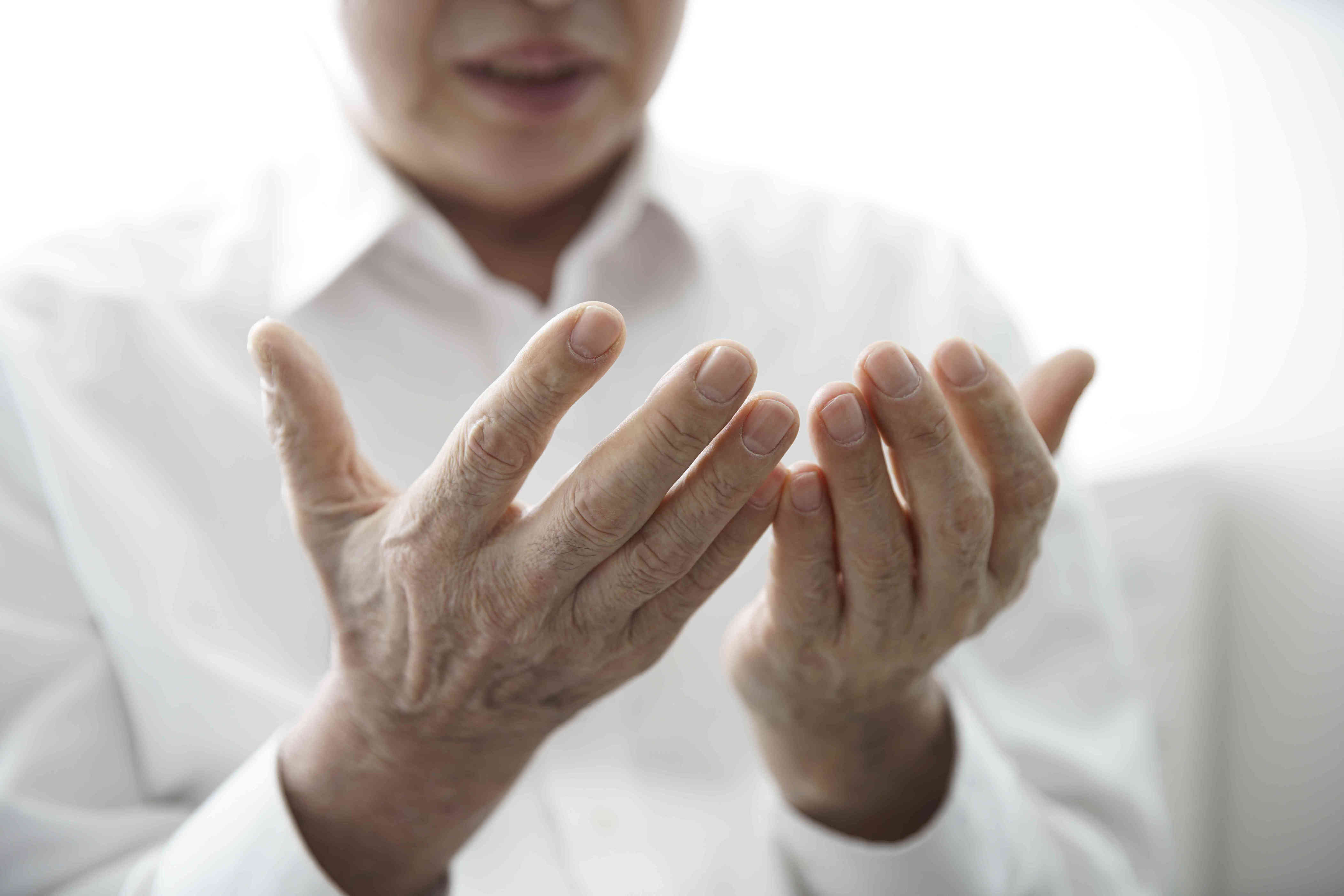 What Causes Red Palms (Palmer Erythema)?