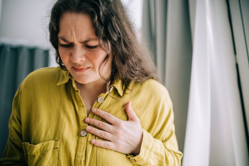 Cardiologist shares 'subtle' signs you might be having heart attack ...