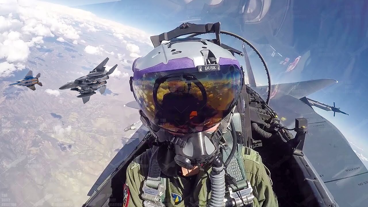 US F-15 Pilots Perform Insane Close Formation Flight Over Deep Canyons