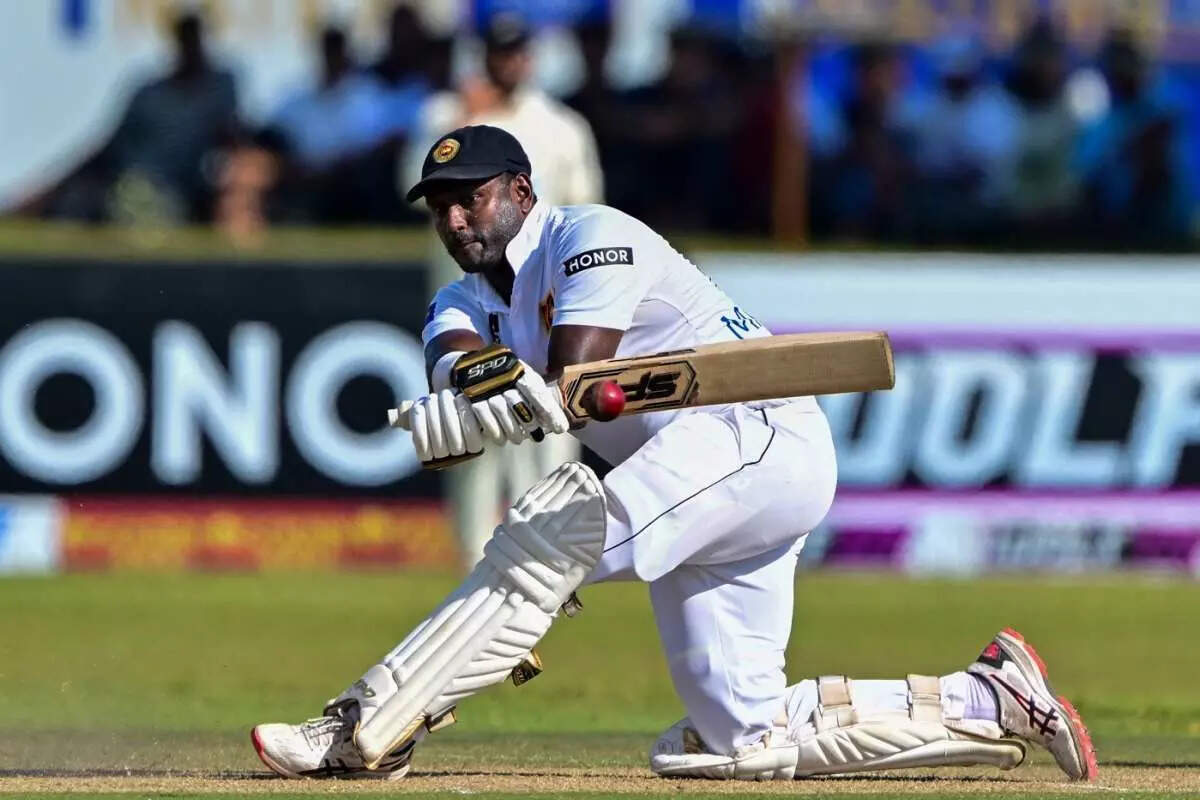 Angelo Mathews retires from Test cricket to 'make way for young player'