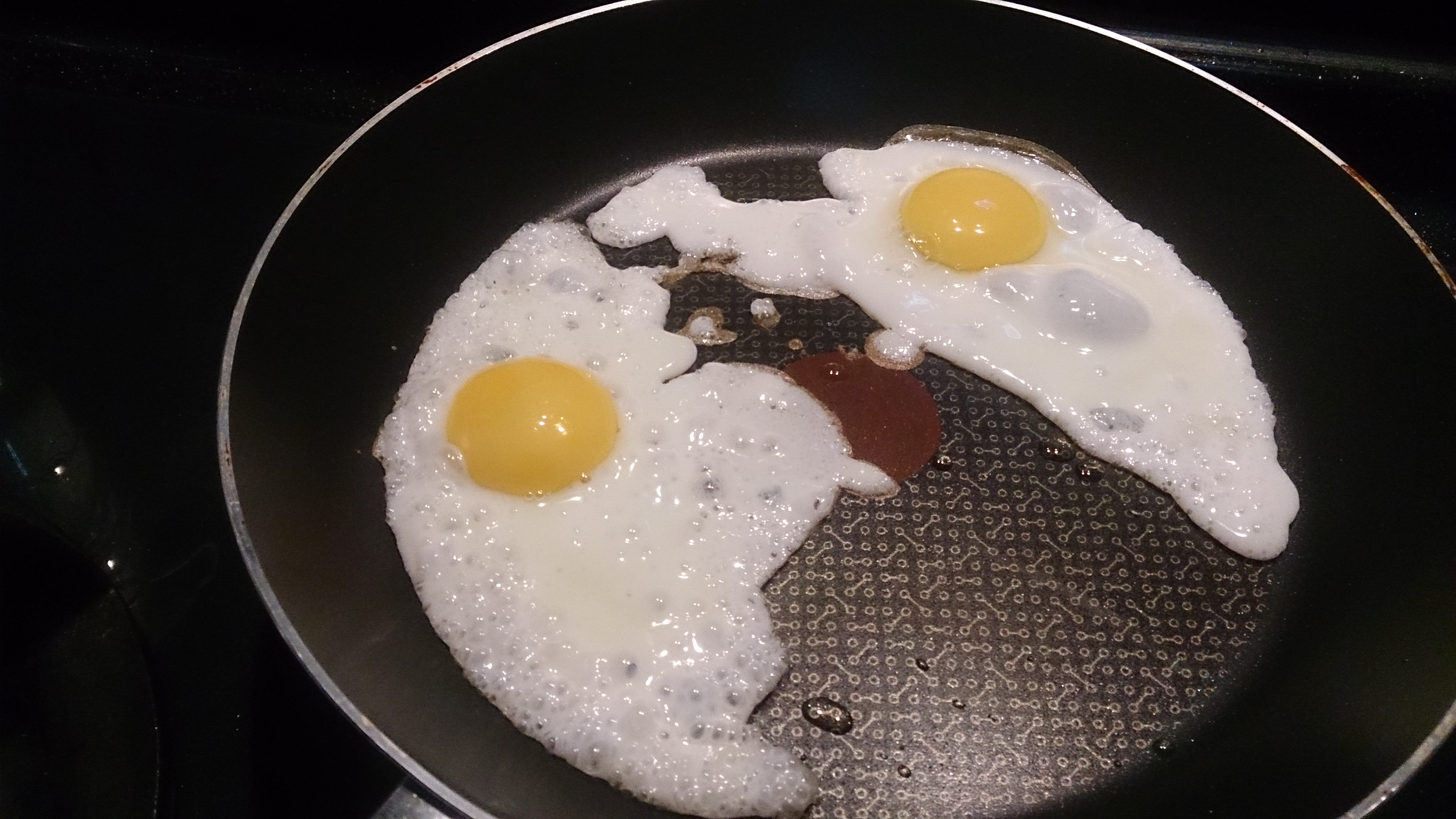 What You Need to Know About Cooking with Teflon