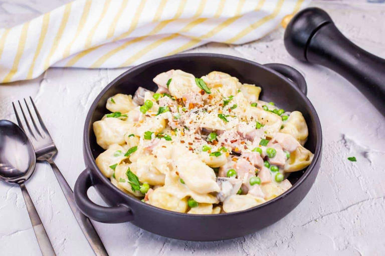 25 easy skillet recipes that slide right into your weekly rotation