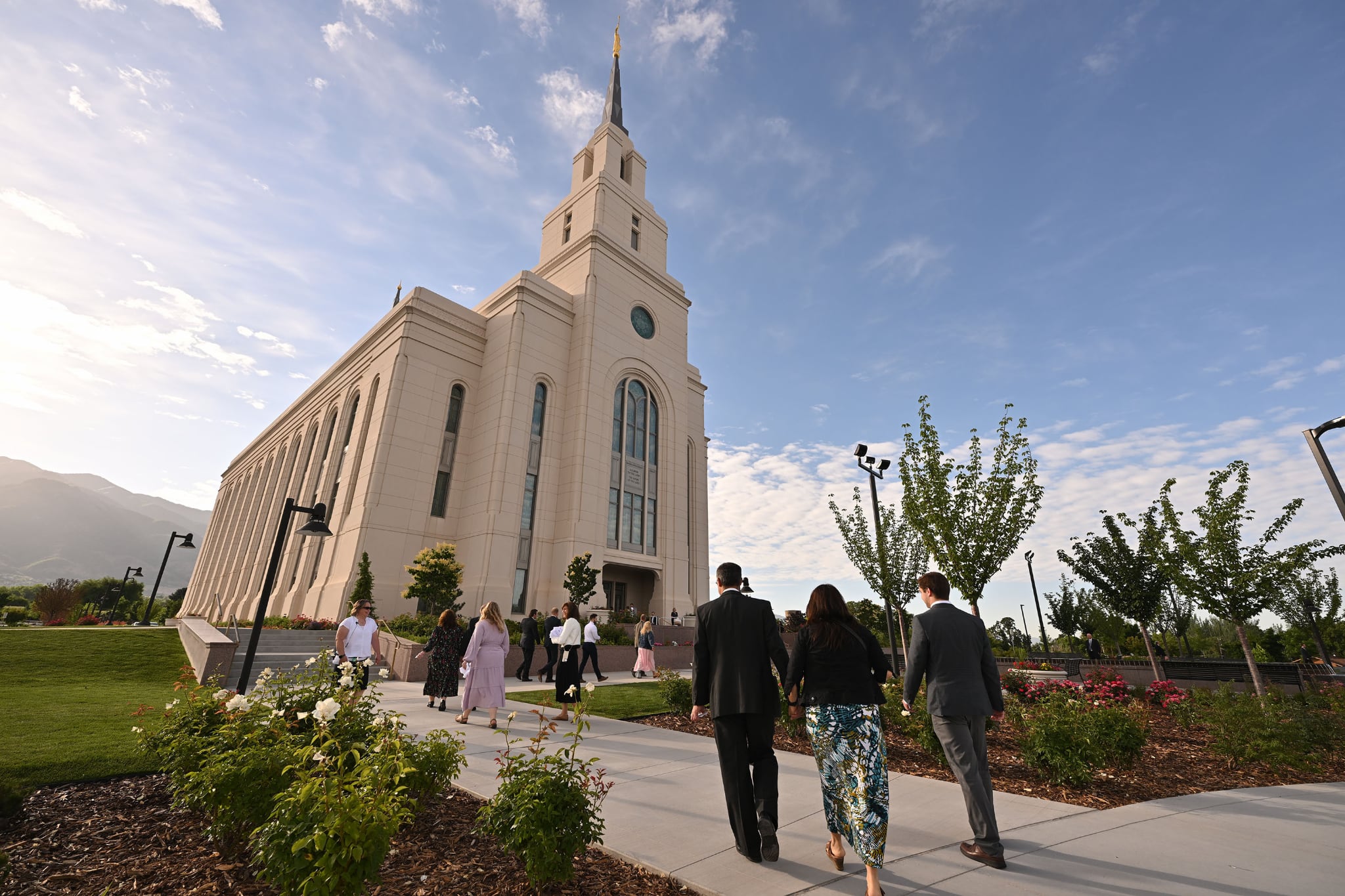 Forgot your temple recommend? LDS leaders have a new solution.