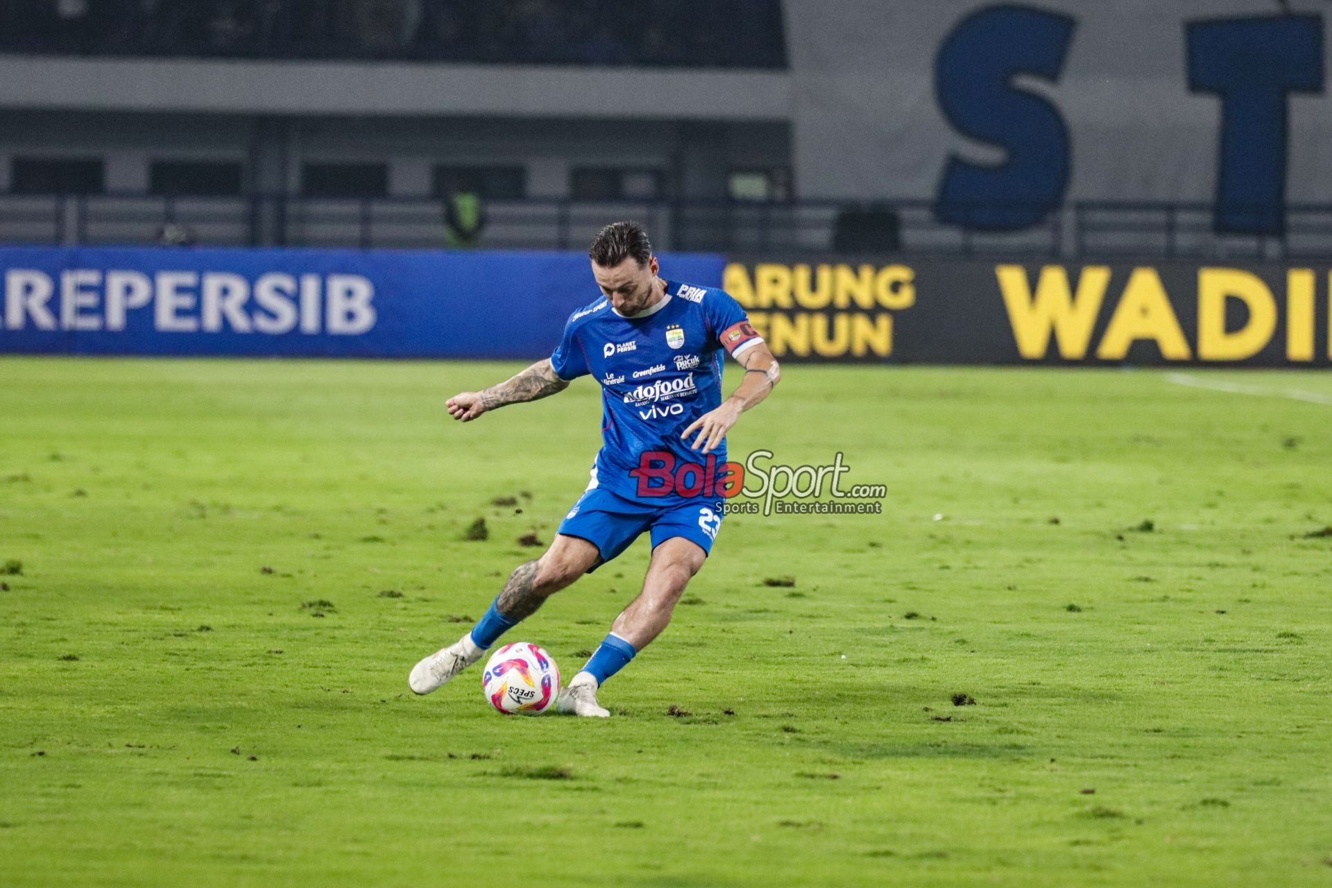 Marc Klok Ungkap Alasan Dirinya Tidak Menikmati Laga Persib Bandung Vs ...