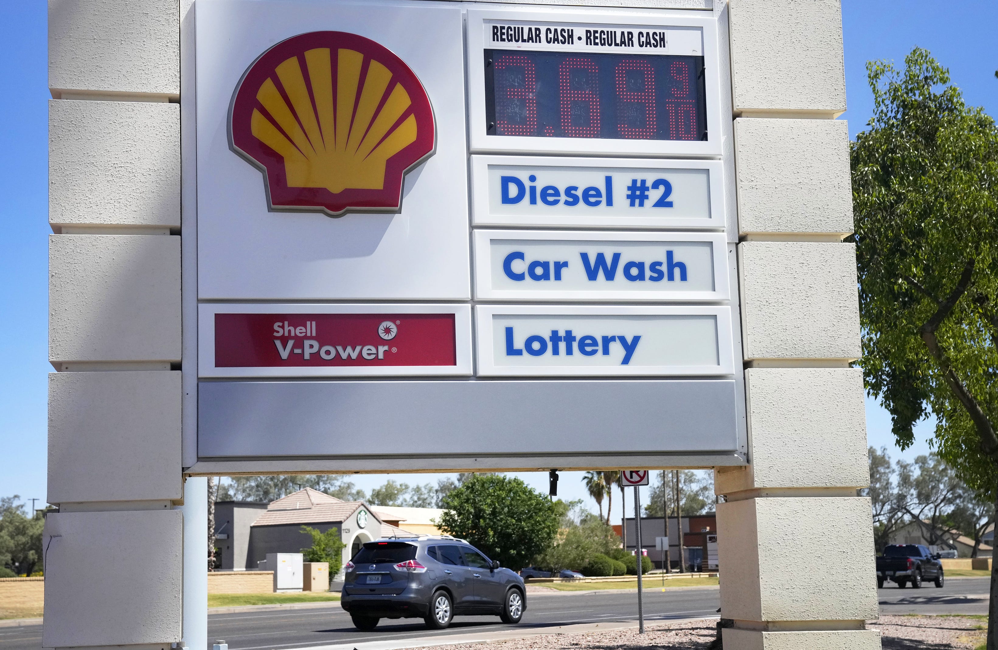 These 5 metro Phoenix gas station had violations. See the list