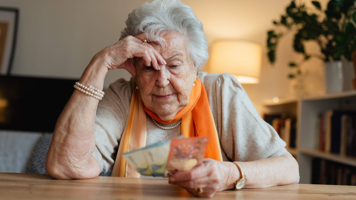 Altersarmut: Trotz Rente – Frauen sind besonders oft arm im Alter