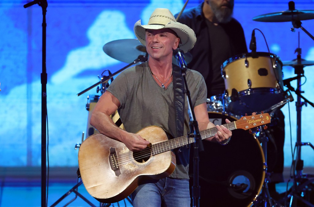 Kenny Chesney's Sphere Setlist: Every Song From the First Show