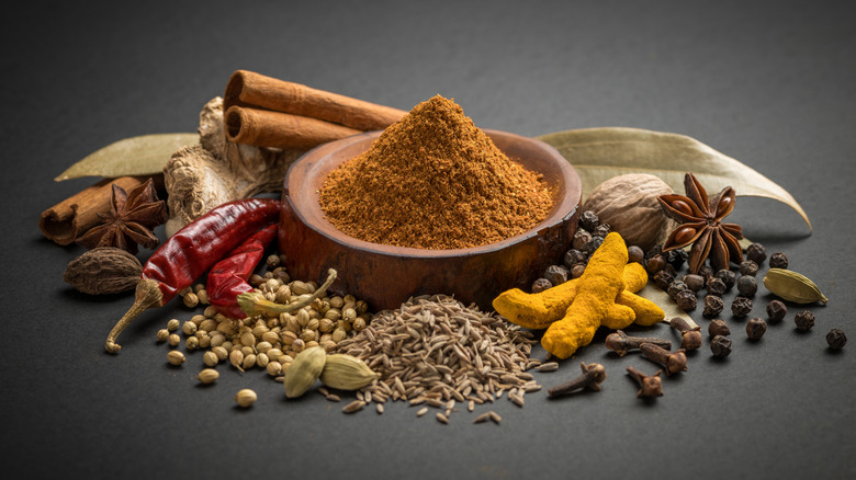 Garam Masala Vs Curry Powder: What's The Difference?