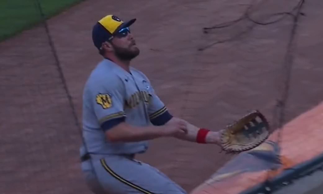 Cincinnati Reds sued by former MLB star Darin Ruf over career-ending ...