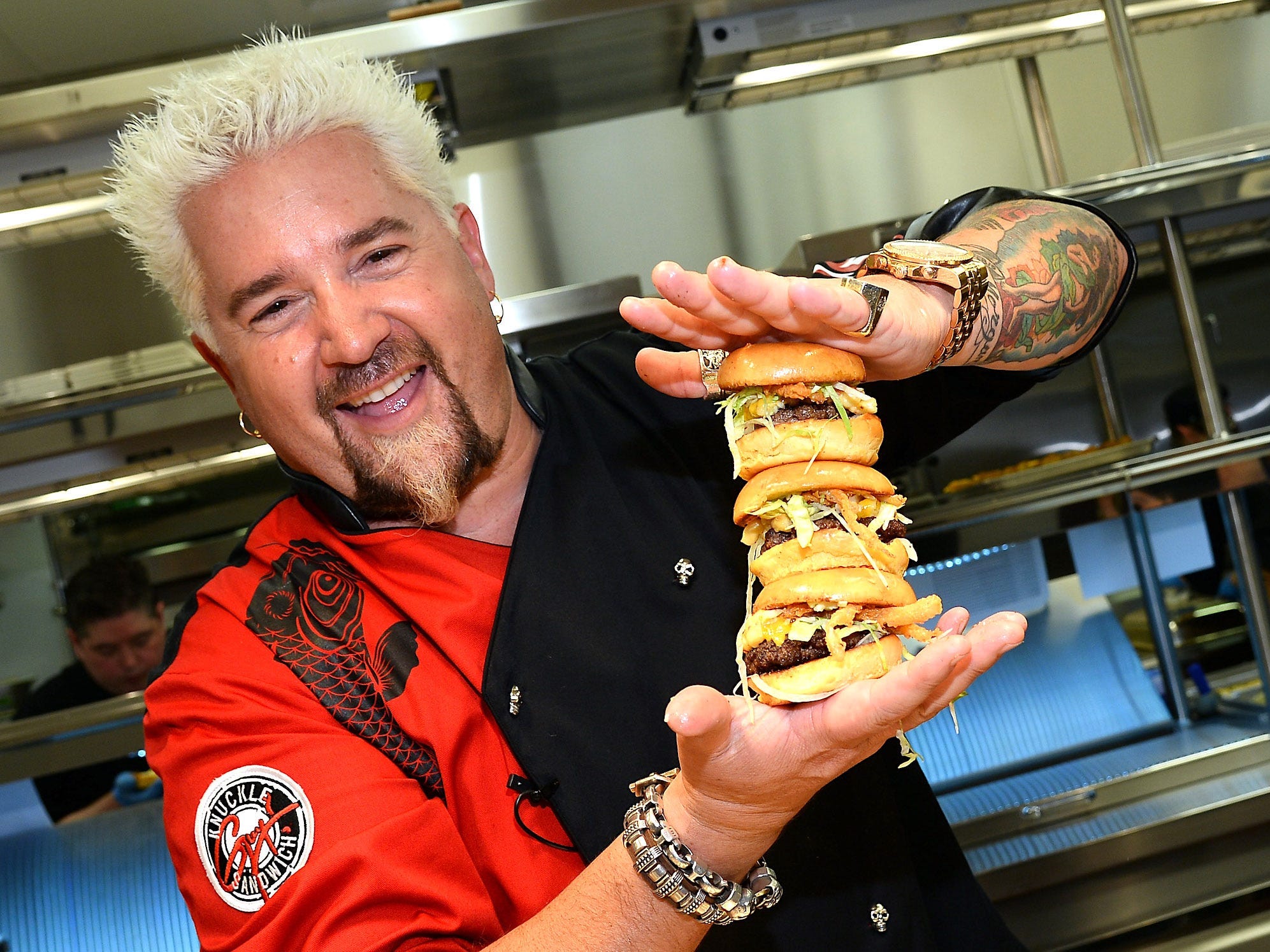 How 12 celebrity chefs make burgers