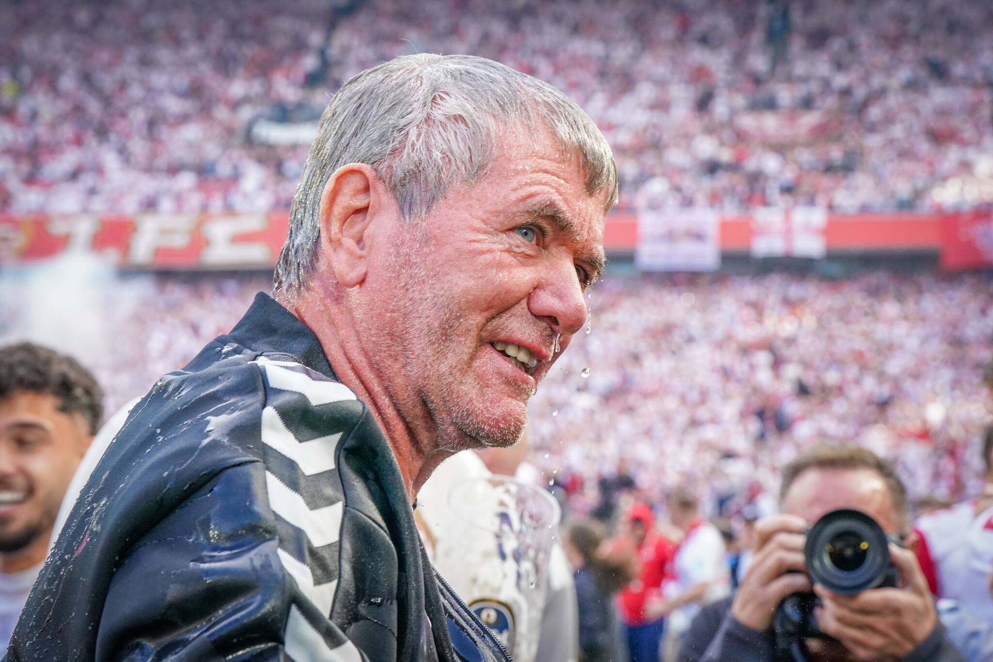 Trendwende: Friedhelm Funkel sagt dem 1. FC Köln ab