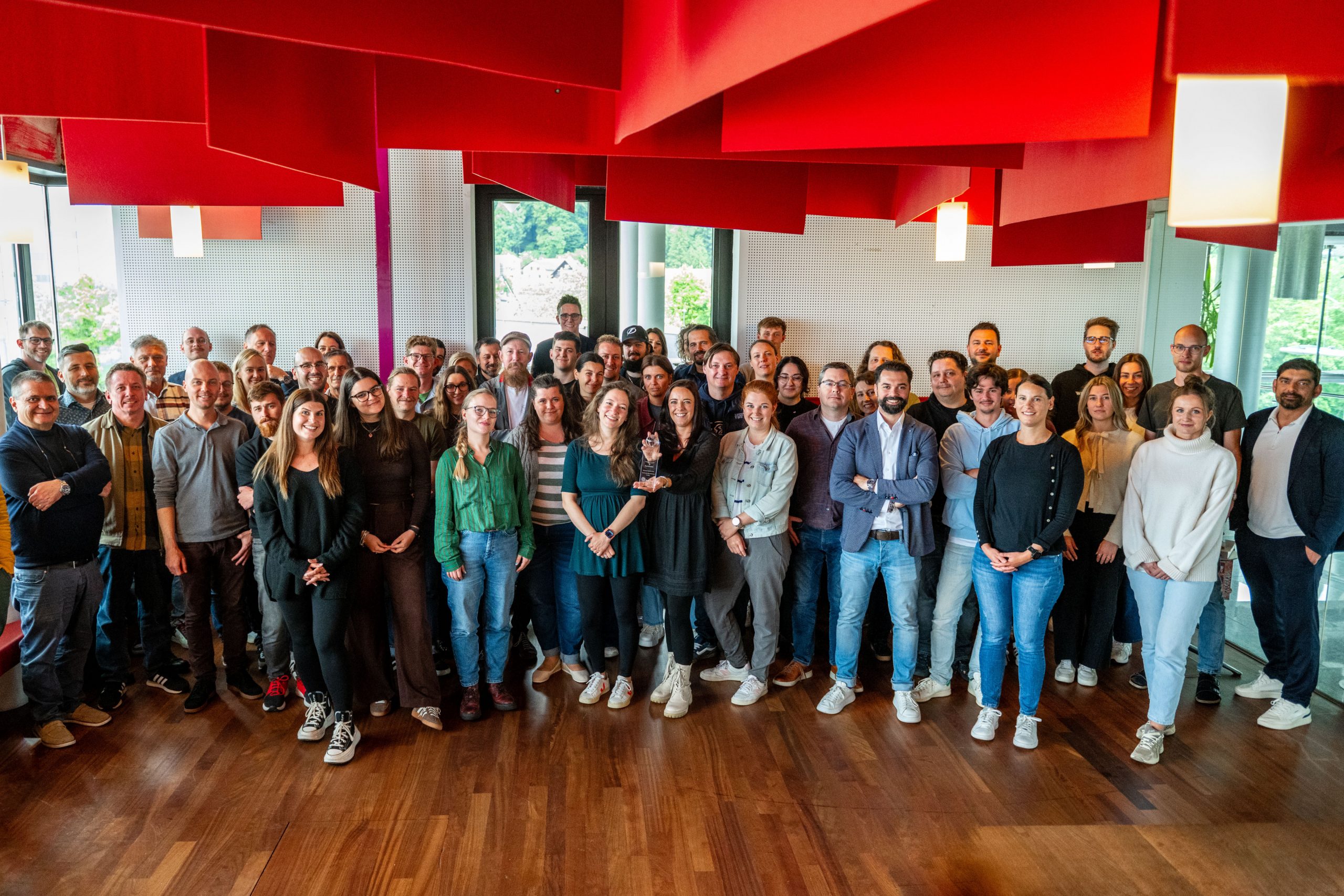 Russmedia holt sechs Auszeichnungen bei internationalen Medien-Awards