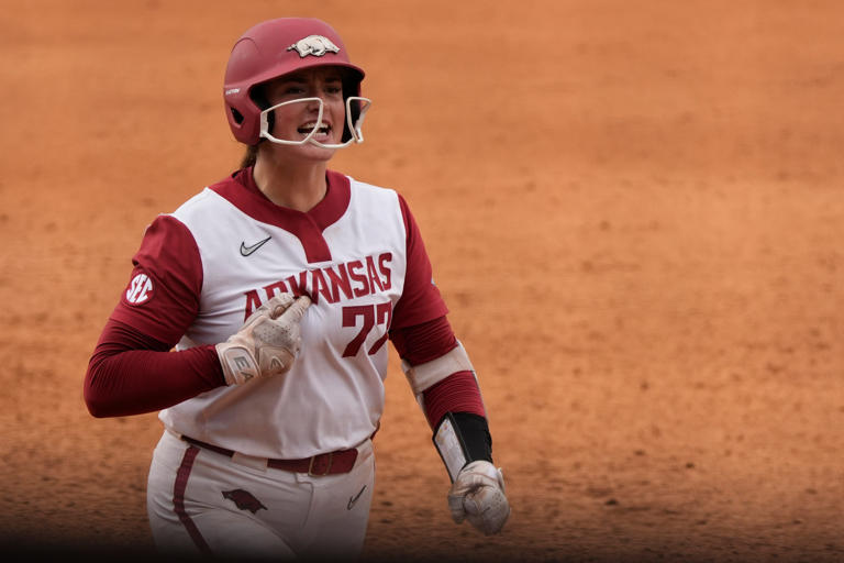 Bri Ellis stats: Batting average, home runs, RBIs for Arkansas softball ...