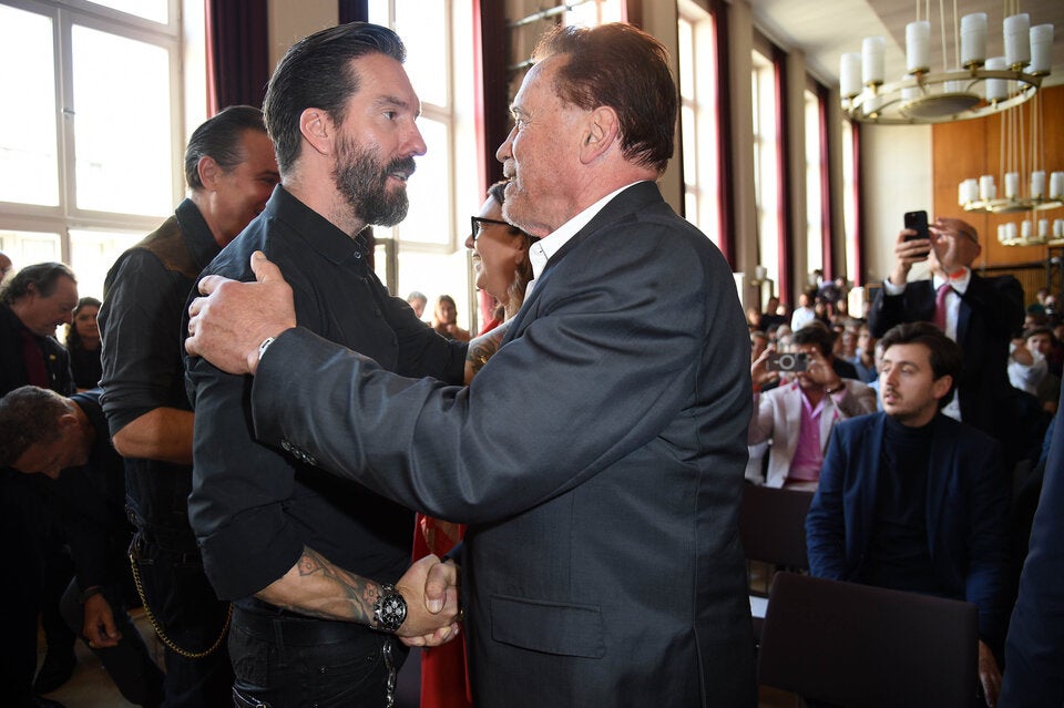 Schwarzenegger singt im kultigen Duett mit The BossHoss