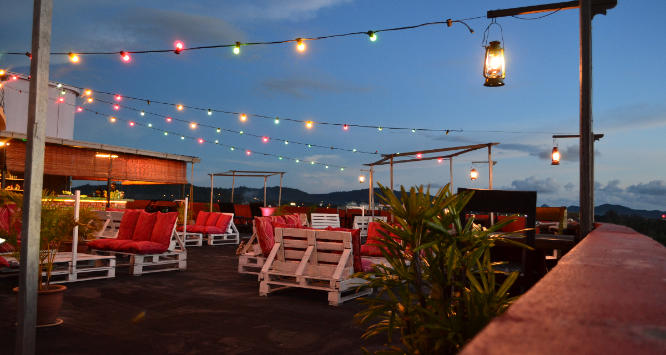 Best Rooftop Cafes in Jaipur to Enjoy a Summer Evening