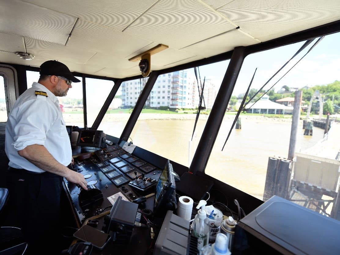 Weekend Ferry Service Returns Between Historic Hudson River Towns