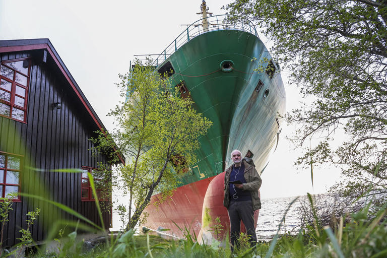 Man wakes up to find a giant cargo ship in his yard