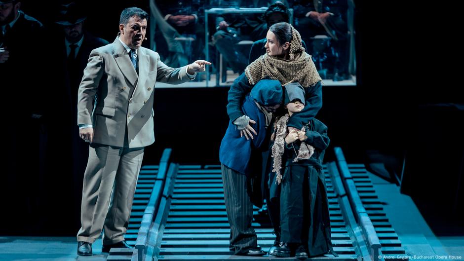 Romanian director keeps memory of the Holocaust alive