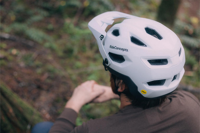Head to Toe: Ride Concepts Launches First MTB Helmets