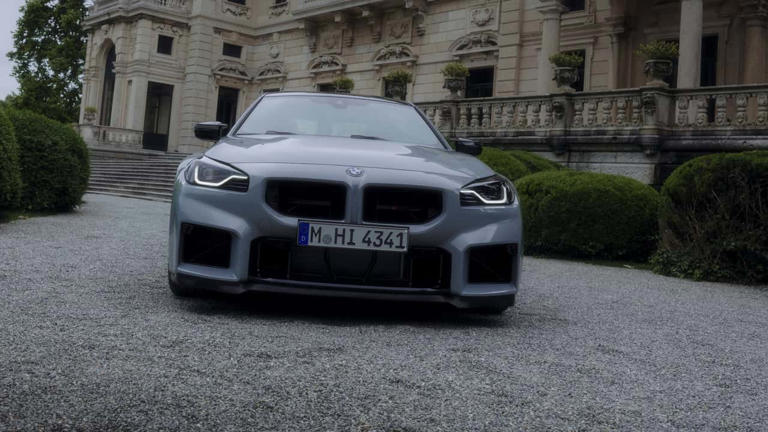 La BMW M2 CS è finalmente realtà: ecco le prime foto