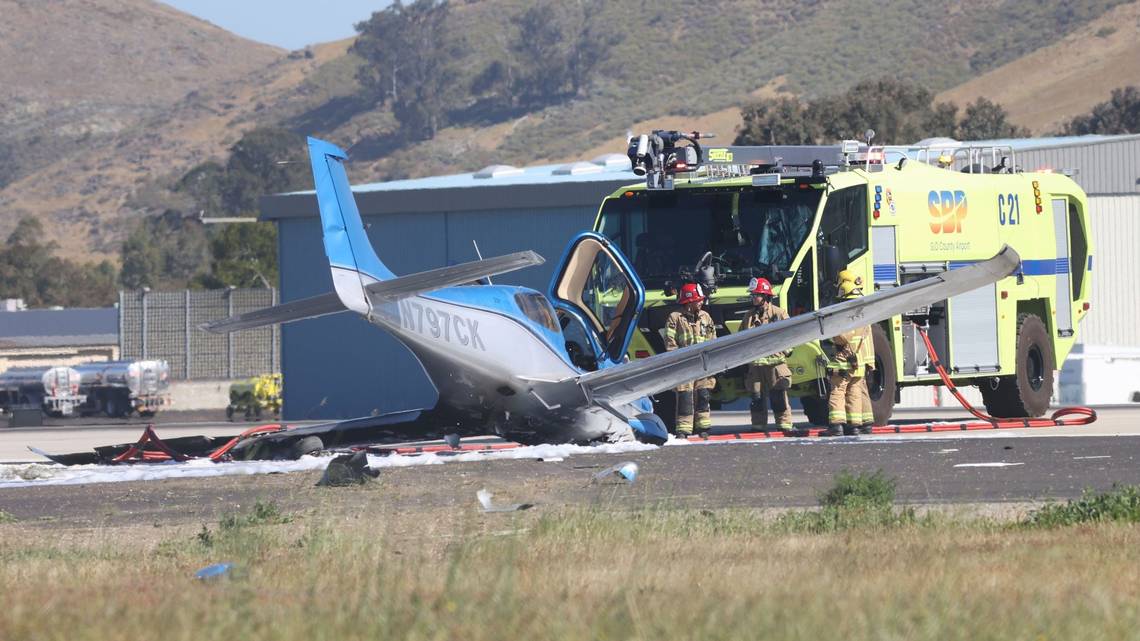 2 people escape plane fire at SLO County airport