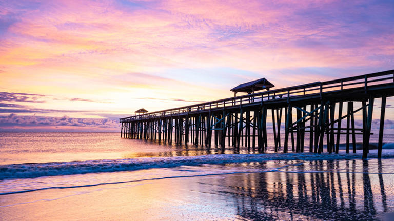 America's Most Incredible Islands For A Waterfront Getaway, According ...