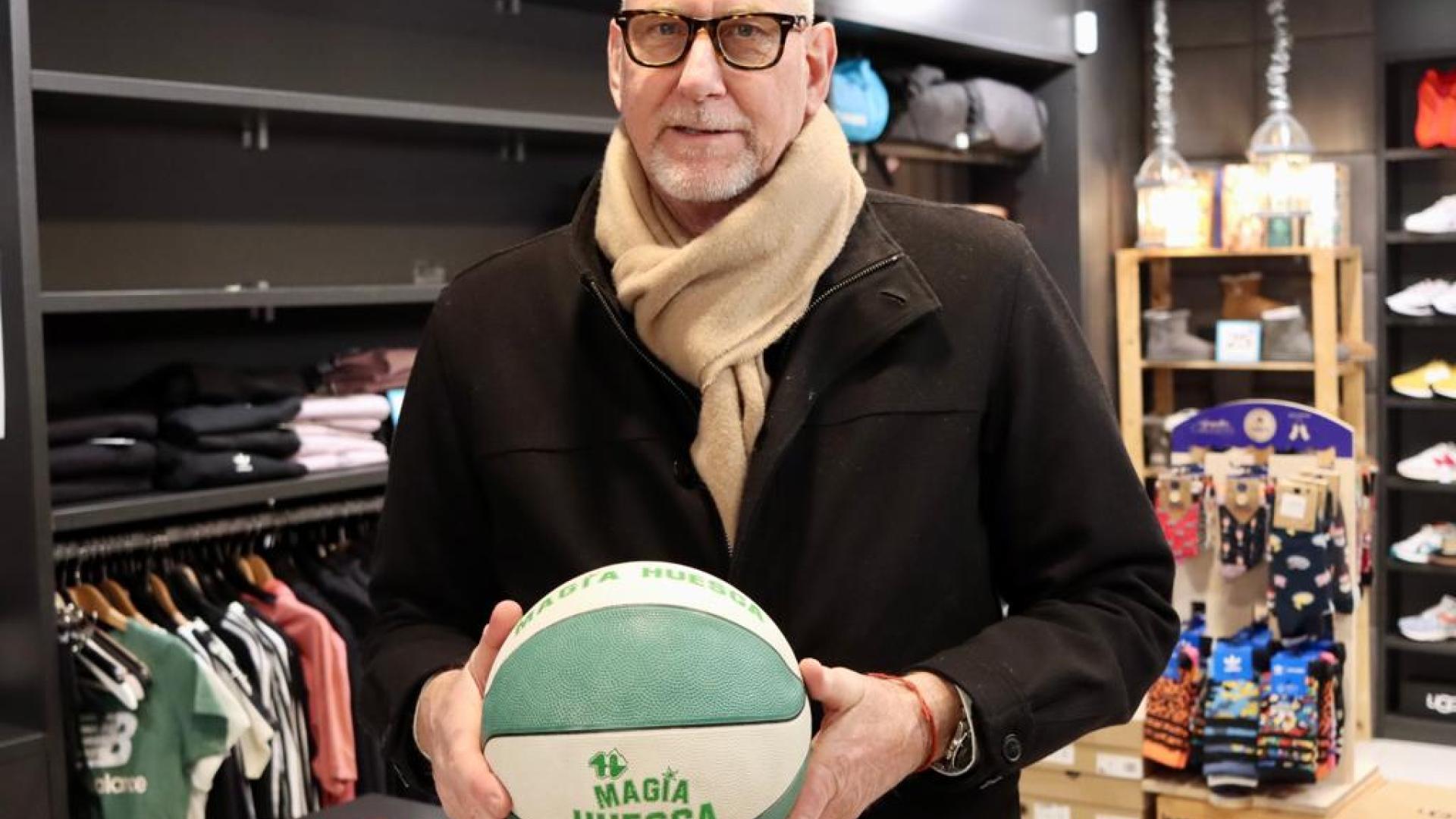 Una leyenda arropa al Lobe Huesca en el undécimo 'play off' de ascenso ...