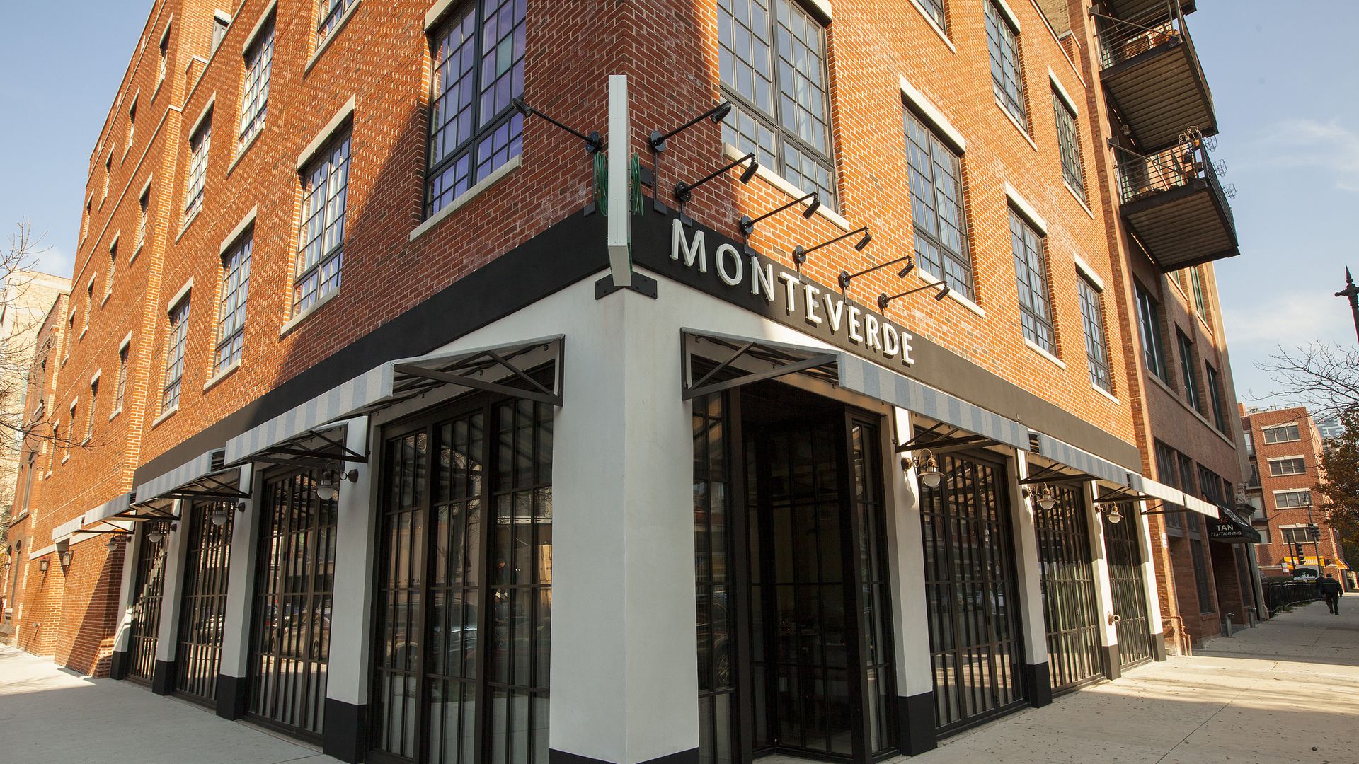 Illinois Third-Party Reservation Ban Bill Awaits Gov. Pritzker’s Approval