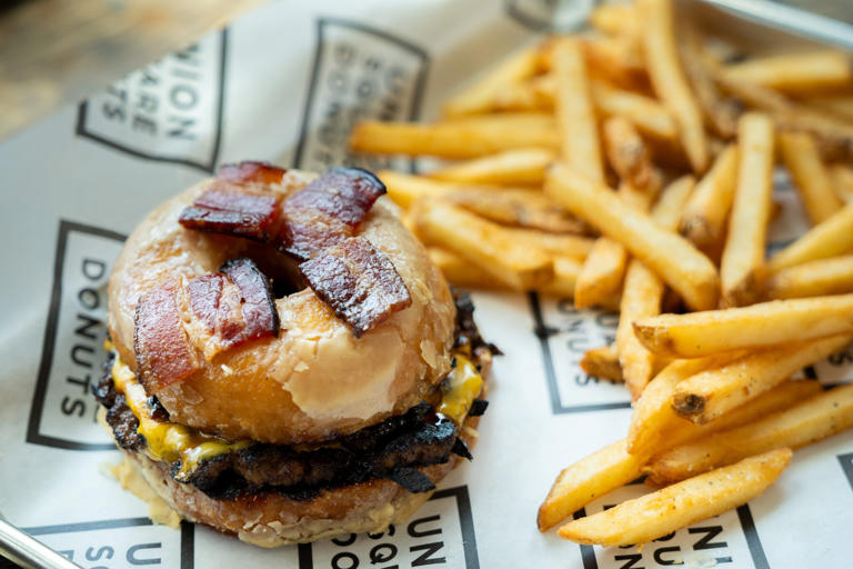 Union Square Donuts and Boston Burger Co. made a doughnut burger — is ...