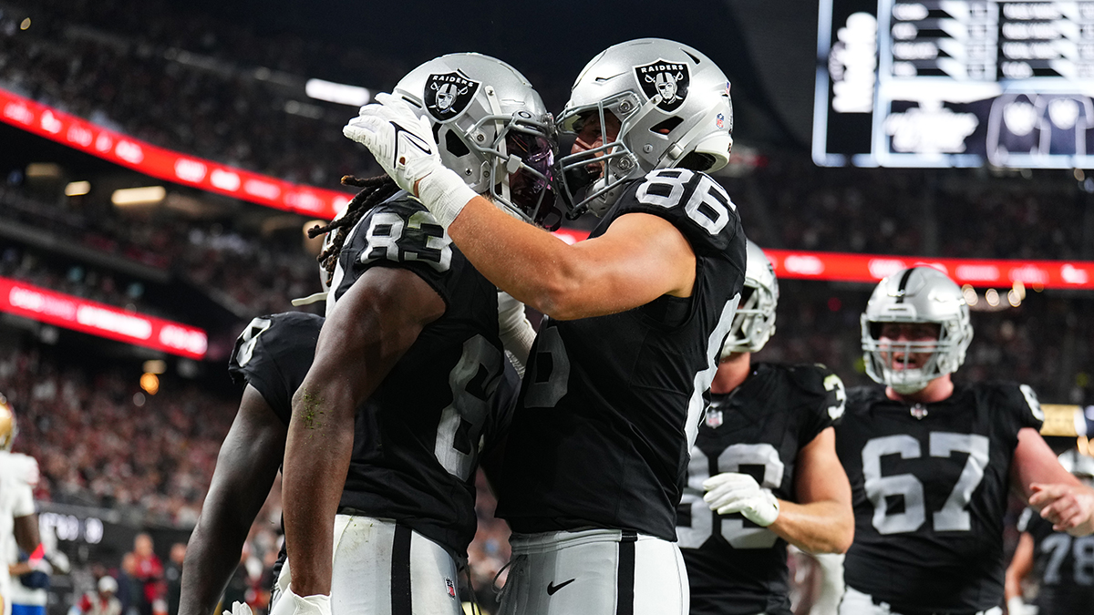 Ex-Raiders WR Returns to AFC East After Getting Cut