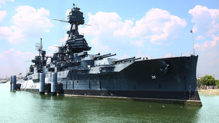 32,000 ton 'super' battleship USS Texas has a message for the US Navy