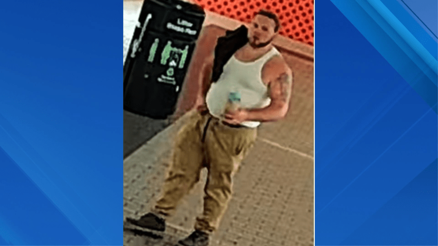 Drunk man shoved onto subway tracks in Queens: sources