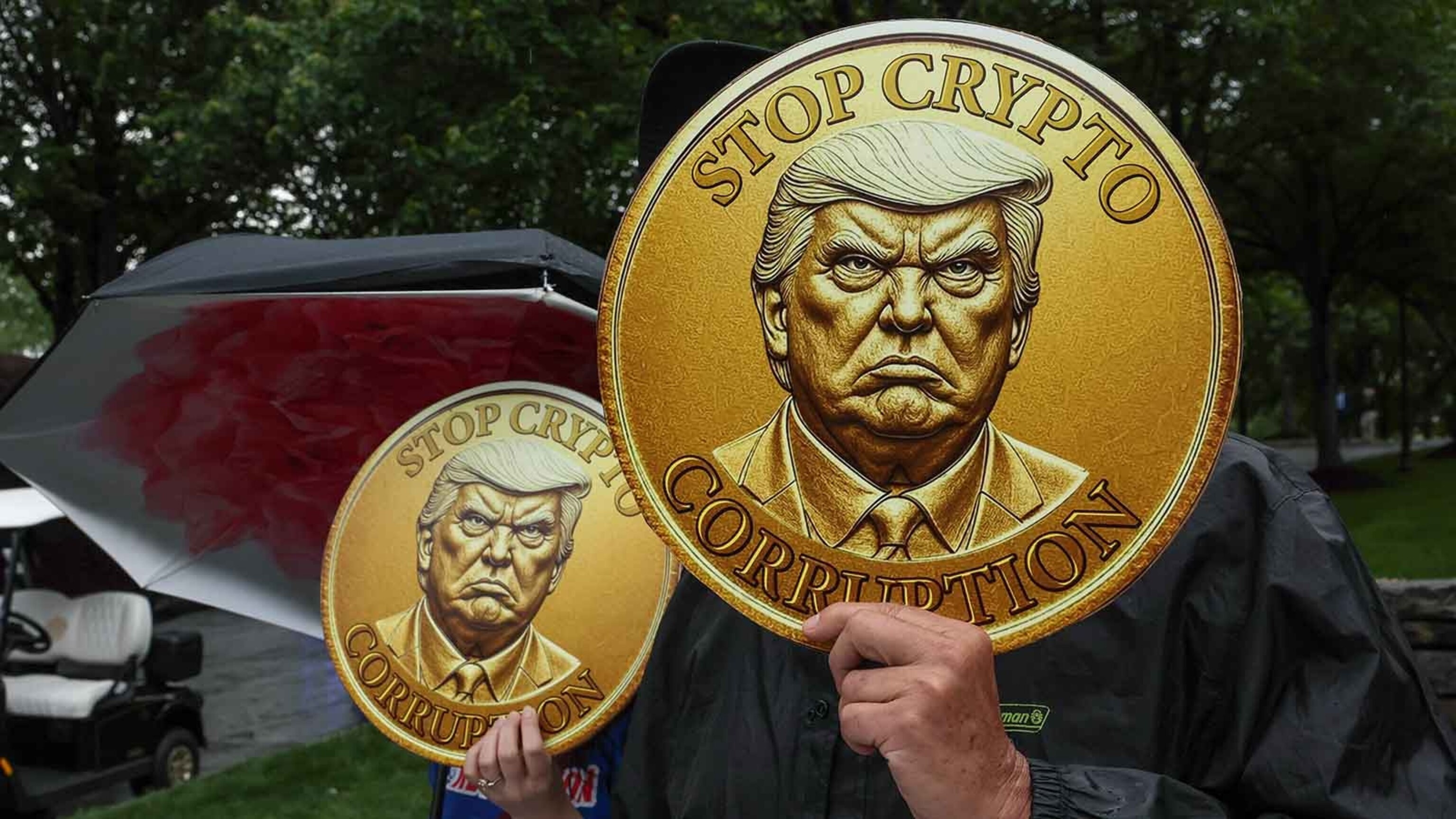Protesters decry 'crypto corruption' as Trump fetes top investors