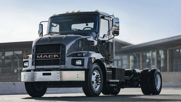 What's The Difference Between Mack LR And MD Trucks?