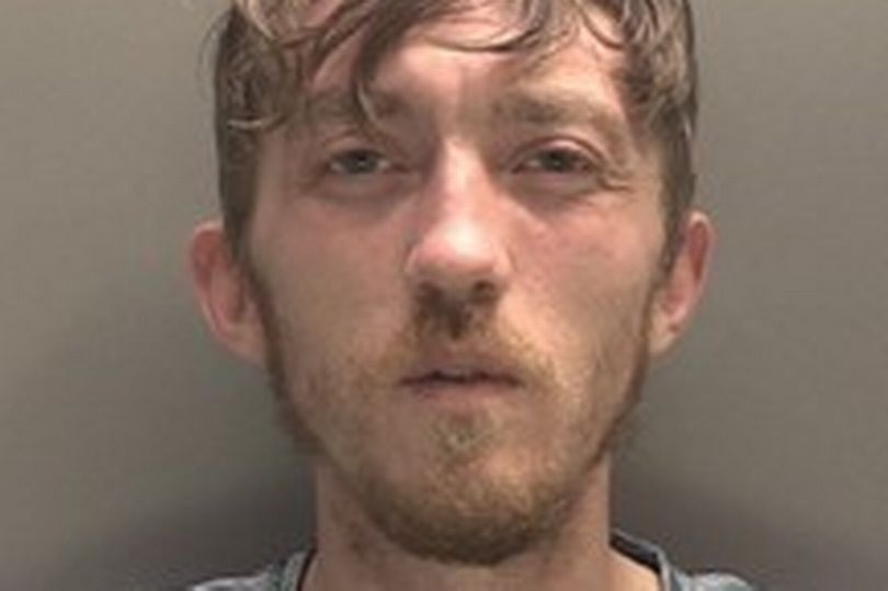 Edinburgh residents warned 'do not approach' missing man with Scouse accent